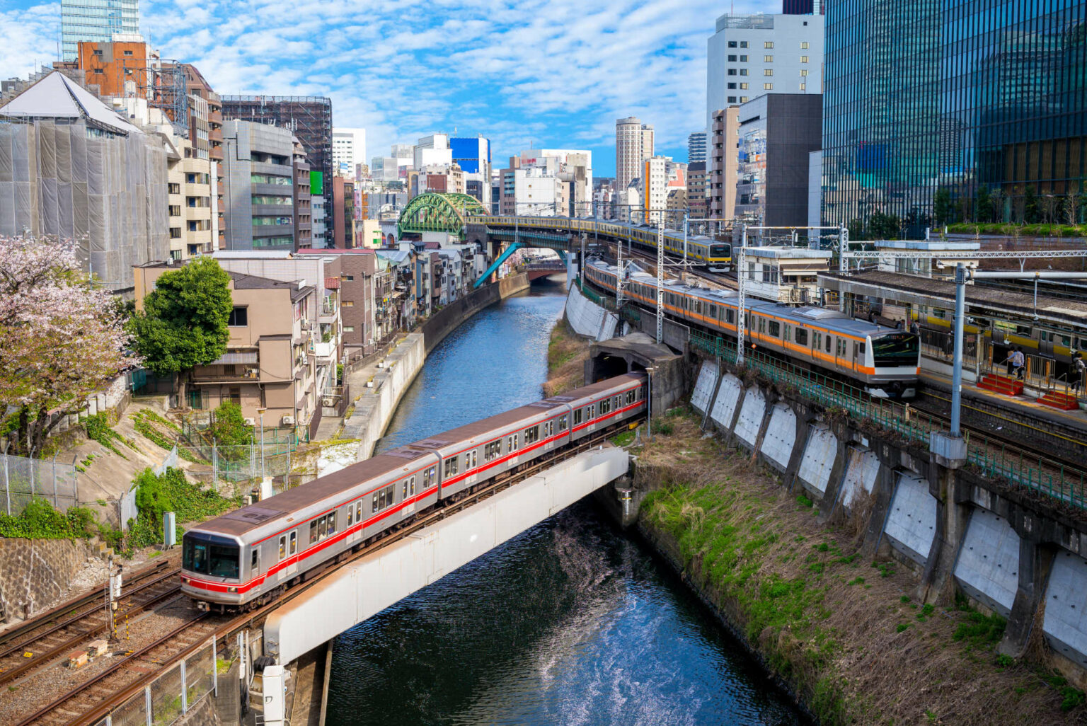 Public Transit - Tokyo Furnished